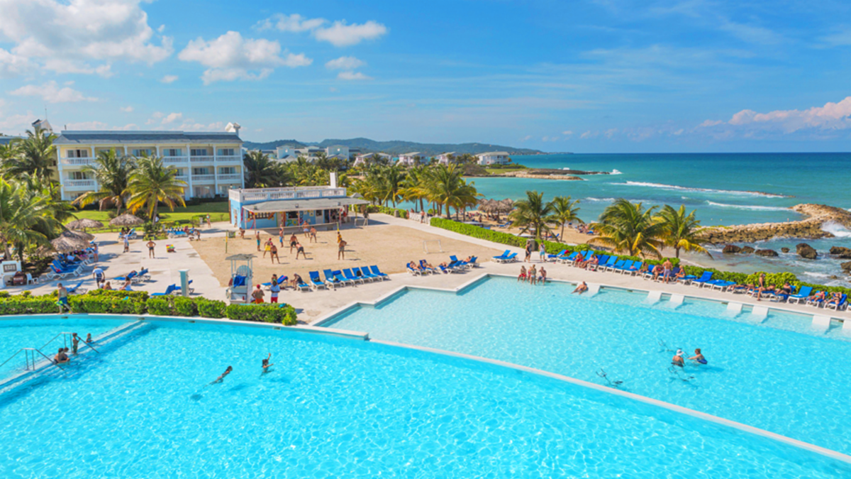 Experience True Luxury at Grand Palladium Resorts & Spas Jamaica and ...